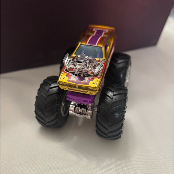 Toys | Hot Wheels Exposed Engines Series Diecast Car 164 Scale | Poshmark
